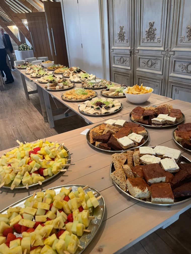 Hot and Cold Buffets - Brookes Catering